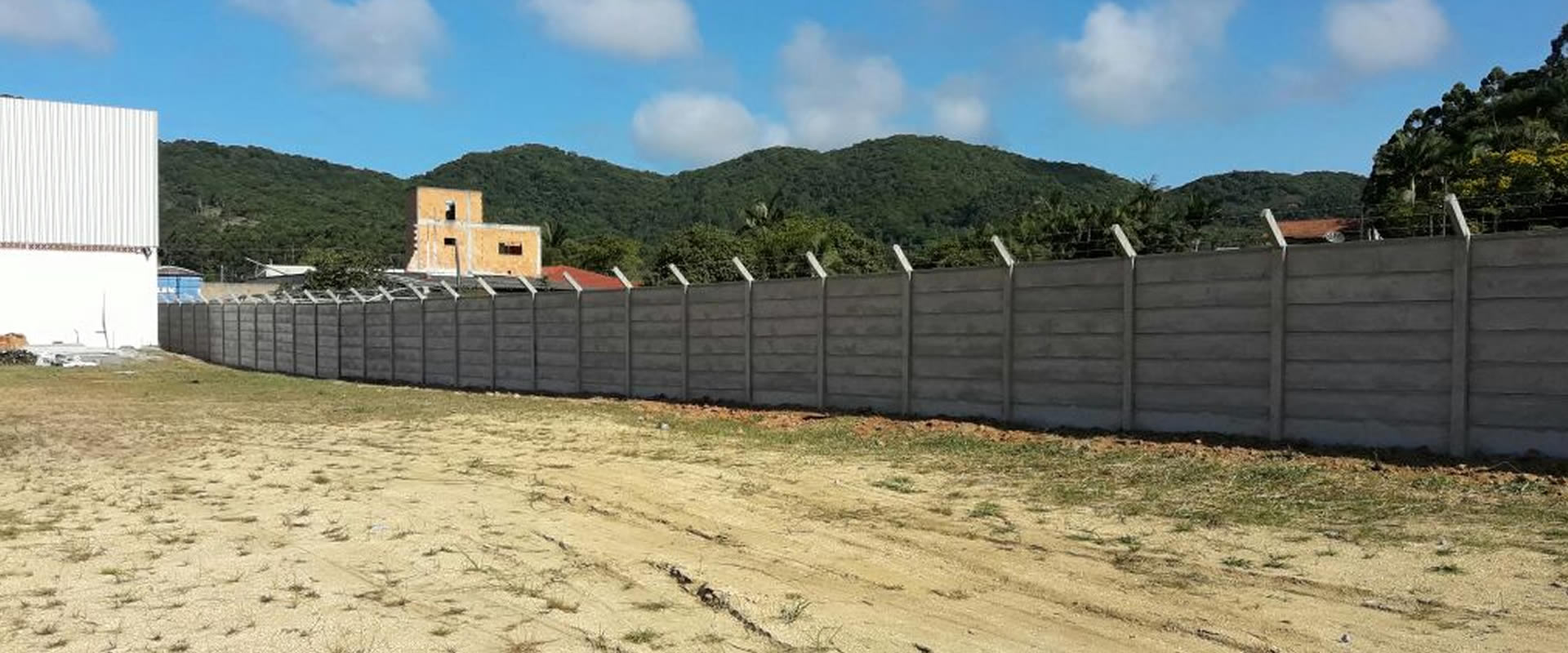 Muros Meneguelli Artefatos de Cimento